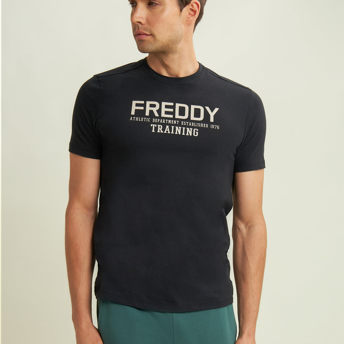 T-shirt with central logo and camouflage detail