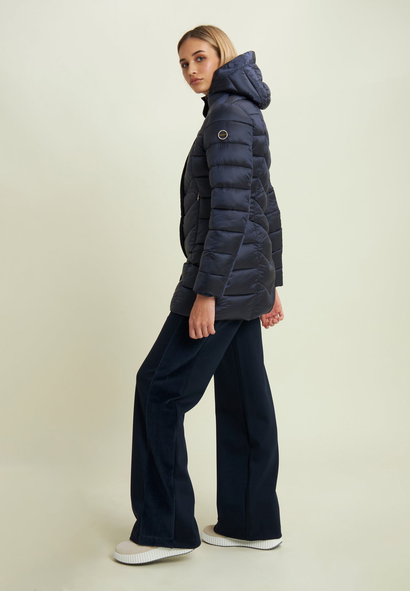 Abbigliamento sportivo da donna online | Freddy Official Store