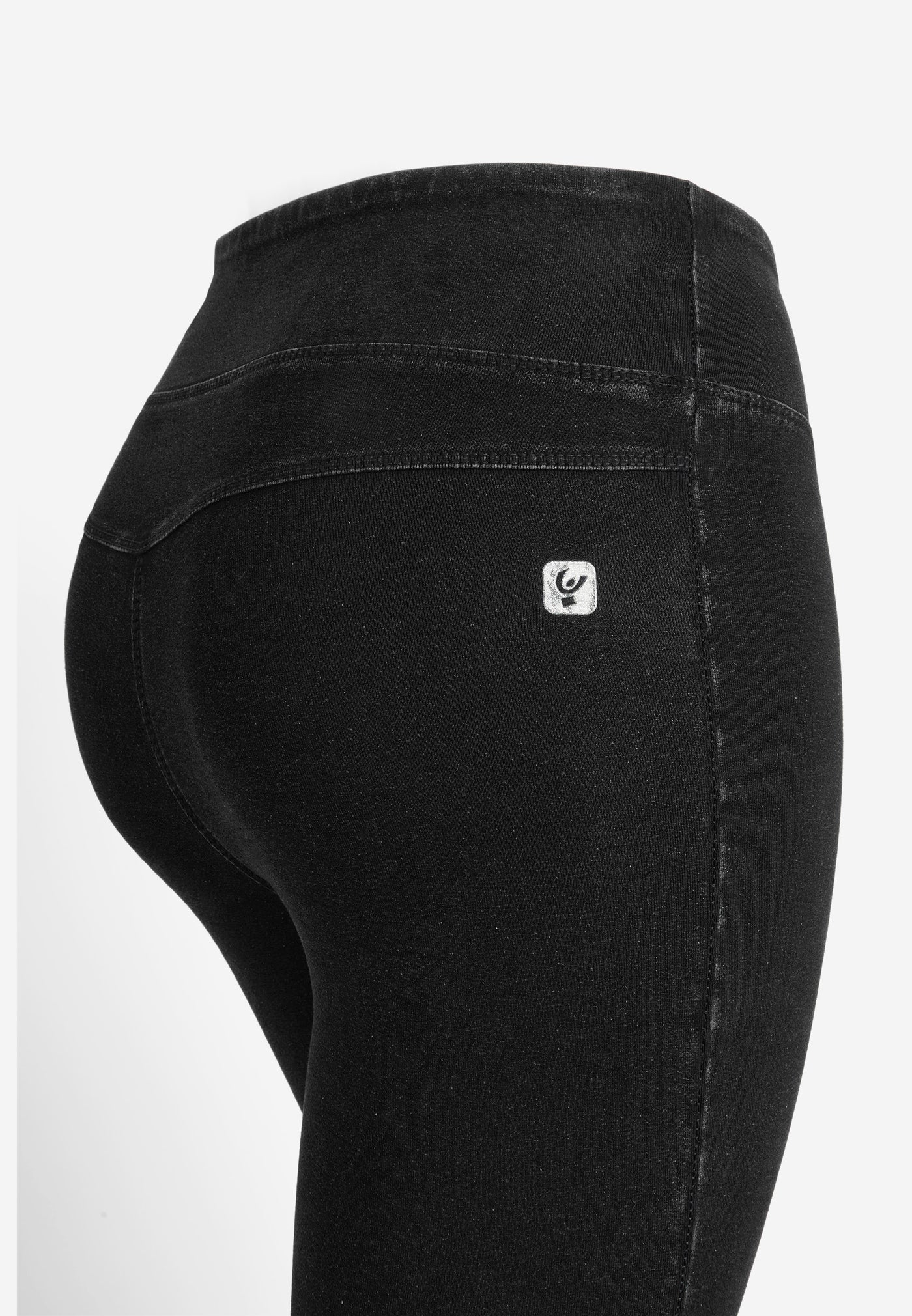 Women's Trousers and Jeans | Freddy Official Store